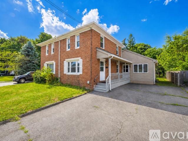 3 BR, 2 BA Apartment 461 Mill St, Southington, CT 06489