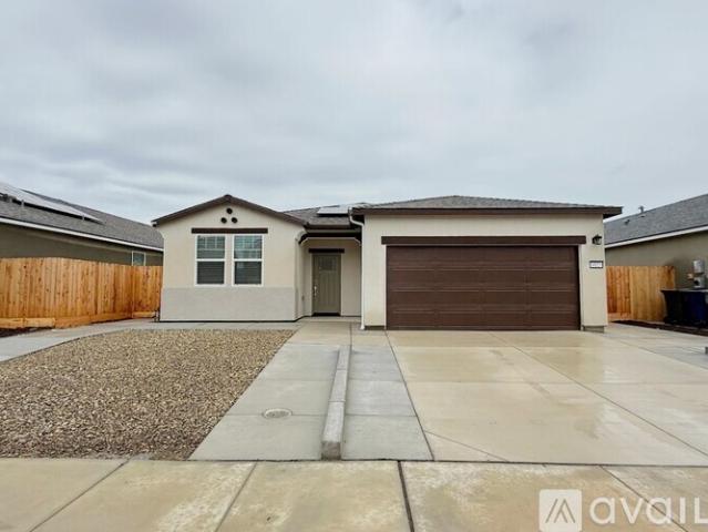 3 BR, 2 BA Apartment 4623 Sami Jo Dr, Merced, CA 95348