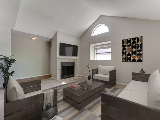 3 BR, 2 BA Apartment 4624 Windstone Drive Unit 1214, Arlington, TX 76018