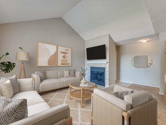 3 BR, 2 BA Apartment 4624 Windstone Drive Unit 1324, Arlington, TX 76018