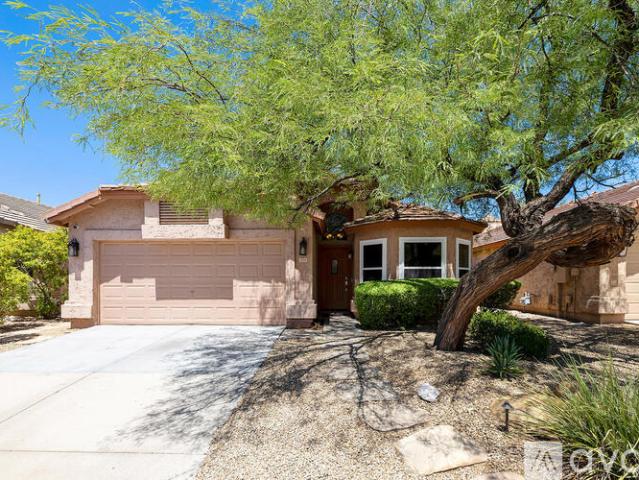 3 BR, 2 BA Apartment 4704 East Weaver Road, Phoenix, AZ 85050