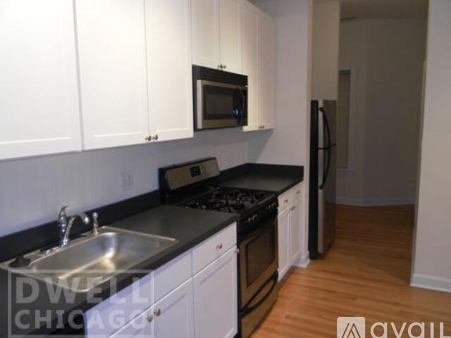 3 BR, 2 BA Apartment 4715 N Sheridan Rd, Unit #22S, Chicago, IL 60640