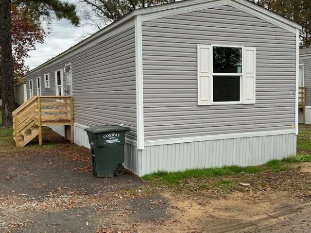 3 BR, 2 BA Apartment 475 E Robins St, Conway, AR 72032