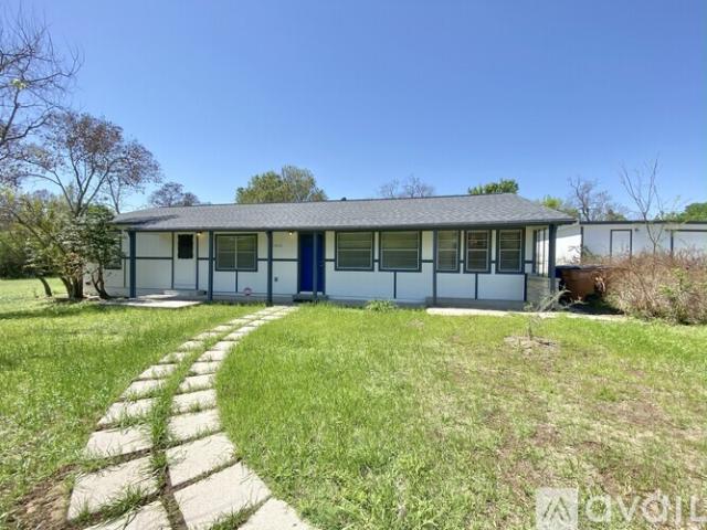 3 BR, 2 BA Apartment 4806 Pecan Springs Road, Austin, TX 78723