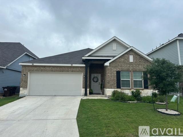 3 BR, 2 BA Apartment 4811 Serpens, San Antonio, TX 78245