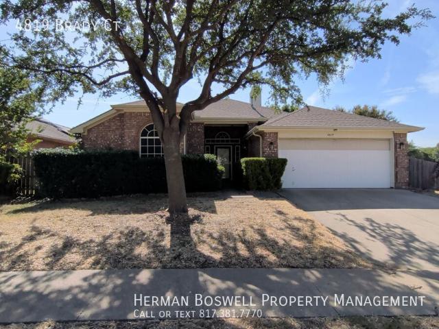 3 BR, 2 BA Apartment 4819 Brady Ct, Arlington, TX 76018