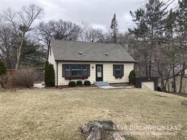 3 BR, 2 BA Apartment 4846 Birchwood Lane, Minnetonka, MN 55343