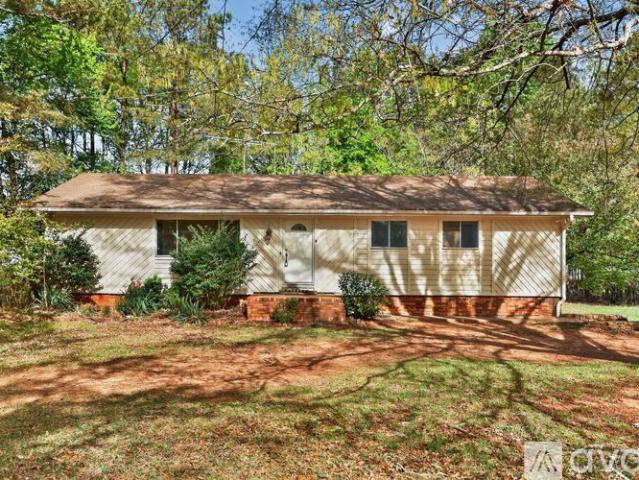 3 BR, 2 BA Apartment 4897 Lou Ivy Rd, Duluth, GA 30096