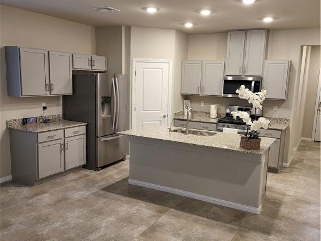 3 BR, 2 BA Apartment 489 SILVER Smt AVE, Henderson, NV 89044
