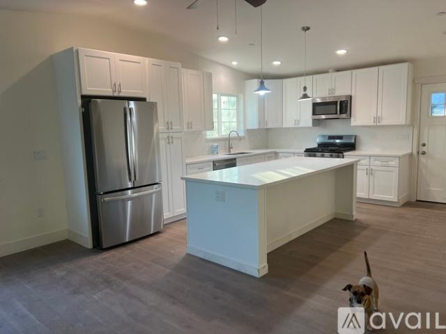 3 BR, 2 BA Apartment 49048 Manzanita Road, Oakhurst, CA 93644
