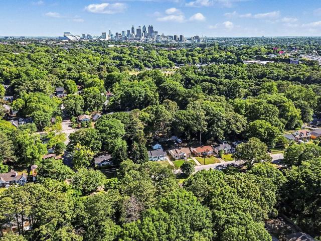 3 BR, 2 BA Apartment 490 Lynnhaven SW, Atlanta, GA 30310