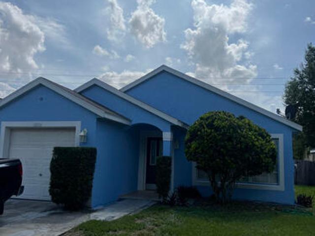 3 BR, 2 BA Apartment 4912 Aventura Blvd, Orlando, FL 32839