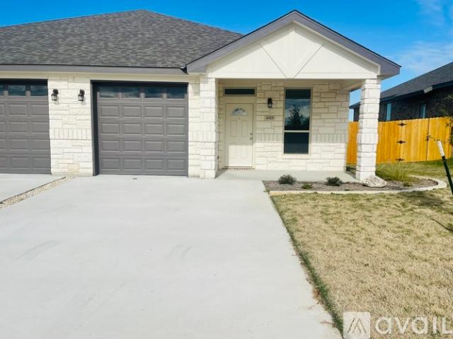 3 BR, 2 BA Apartment 4919 Rose Gdn Lp, Unit 4919, Killeen, TX 76541