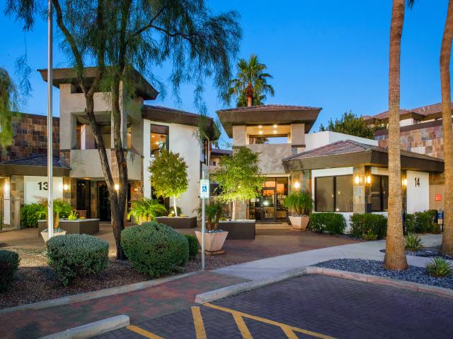 3 BR, 2 BA Apartment 4950 East Van Buren Street Unit 322, Phoenix, AZ 85008
