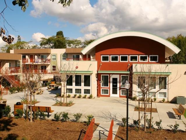 3 BR, 2 BA Apartment 4986 Logan Avenue, San Diego, CA 92113