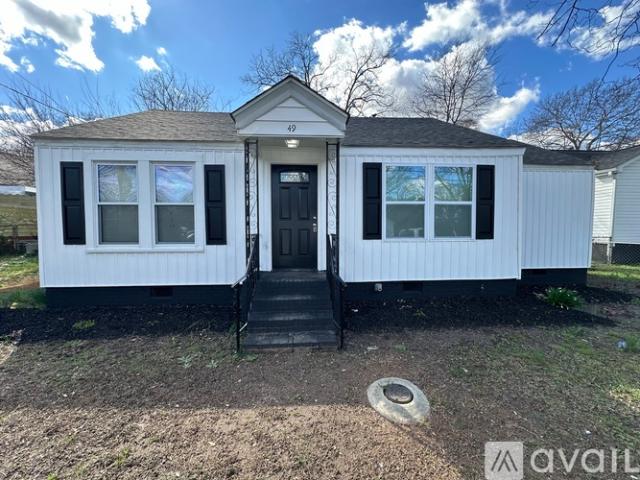 3 BR, 2 BA Apartment 49 West Ave, Greenville, SC 29611