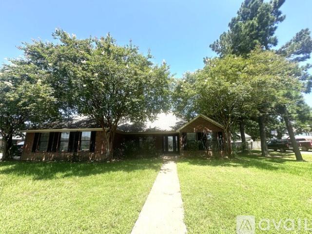3 BR, 2 BA Apartment 403 Aspen Bend St, Crockett, TX 75835