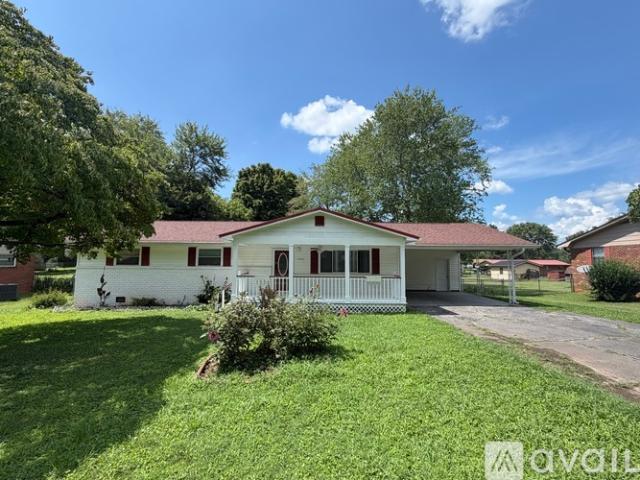 3 BR, 2 BA Apartment 4001 Laurel Dr NW, Cleveland, TN 37312