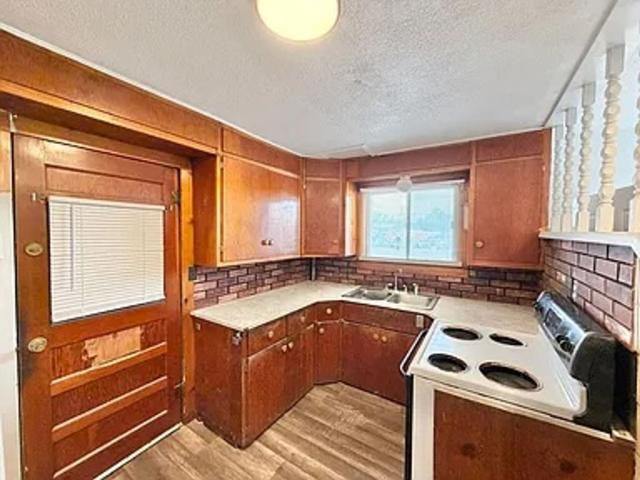 3 BR, 2 BA Apartment 400 Santa Fe Dr Unit 12, CO 81006