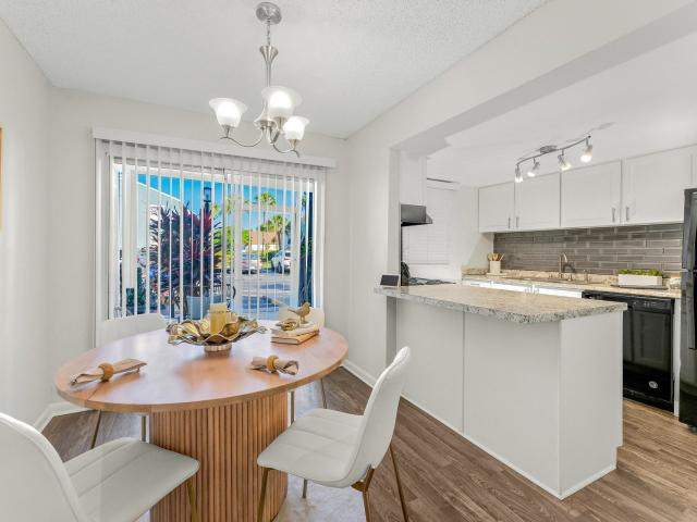 3 BR, 2 BA Apartment 400 Sandpiper Lane Unit 484 114, Casselberry, FL 32707