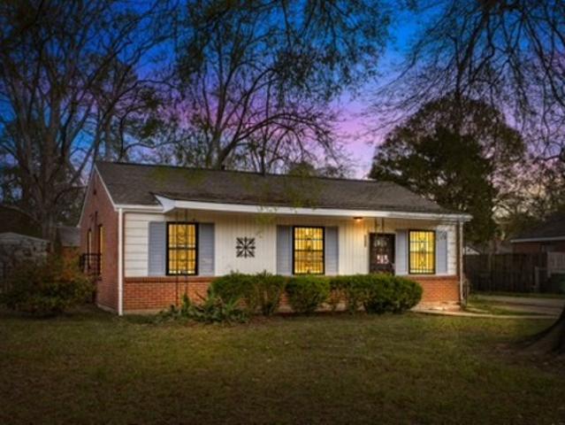 3 BR, 2 BA Apartment 4037 Oak St, Montgomery, AL 36105