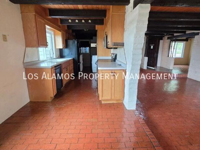 3 BR, 2 BA Apartment 407 Rover Blvd, White Rock, NM 87547
