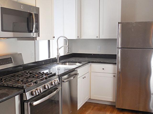 3 BR, 2 BA Apartment 40 Cedar St, Unit #1L, Somerville, MA 02143
