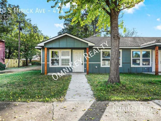 3 BR, 2 BA Apartment 410 S Mirick Ave, Denison, TX 75020