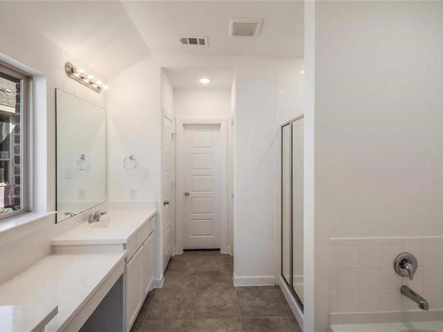 3 BR, 2 BA Apartment 4119 Starlight Creek Drive, Celina, TX 75009