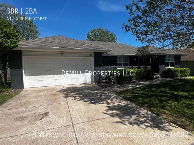 3 BR, 2 BA Apartment 412 Spruce Street, Nixa, MO 65714
