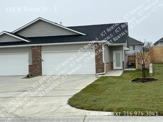3 BR, 2 BA Apartment 418 W Roger St, Andover, KS 67002
