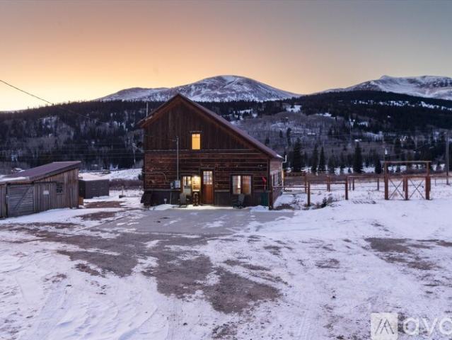 3 BR, 2 BA Apartment 41 Nuthatch Dr, Alma, CO 80420