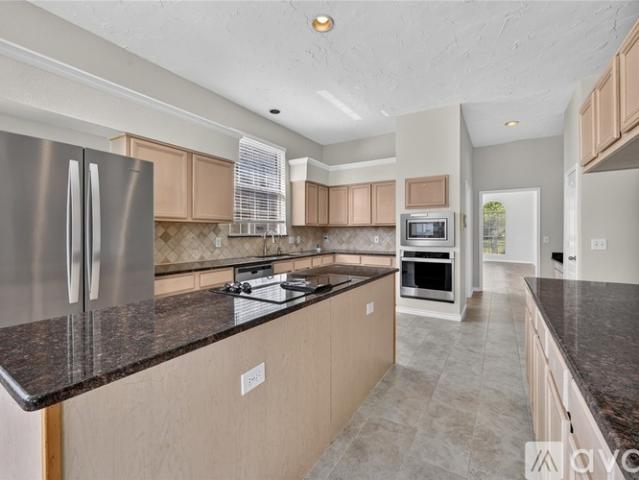 3 BR, 2 BA Apartment 423 Halifax Dr, Coppell, TX 75019