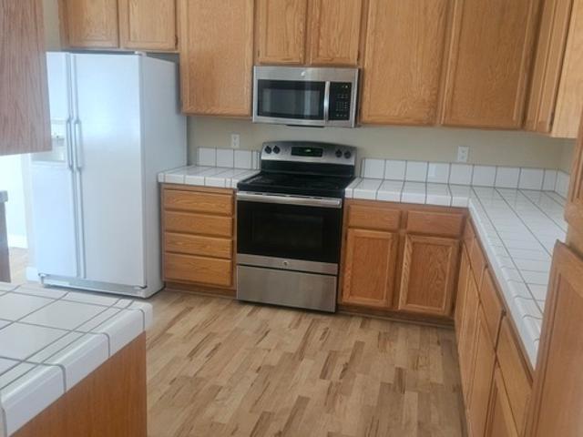 3 BR, 2 BA Apartment 4220 Orchard Hills Dr, Salida, CA 95368