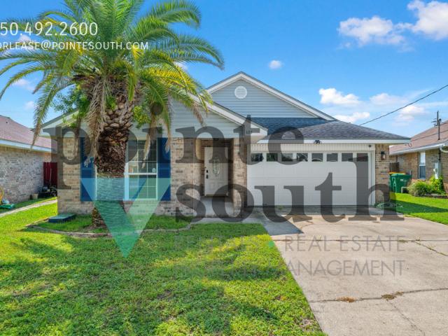 3 BR, 2 BA Apartment 422 Pristine Water Ln, Mary Esther, FL 32569