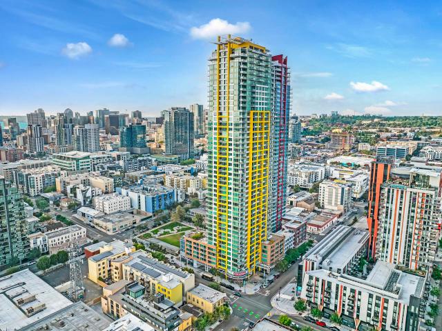 3 BR, 2 BA Apartment 424 15th St Suite 100 Unit P 3506, San Diego, CA 92101