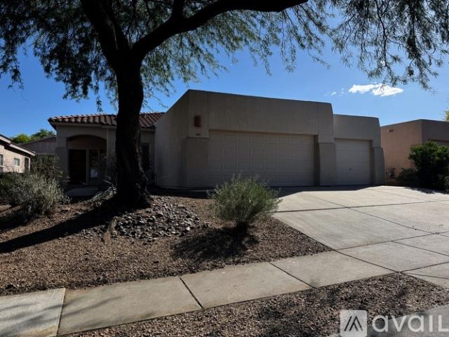 3 BR, 2 BA Apartment 4261 Mine Shaft Way, Tucson, AZ 85745