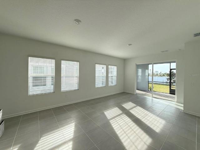 3 BR, 2 BA Apartment 4269 Curacao Place, Kissimmee, FL 34758