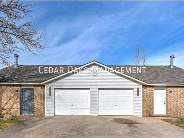 3 BR, 2 BA Apartment 4346 W Thrasher, Fayetteville, AR 72704