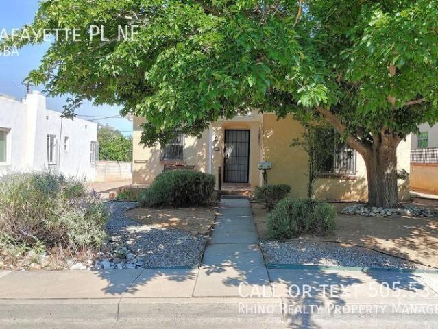 3 BR, 2 BA Apartment 435 Lafayette PL NE, Albuquerque, NM 87106