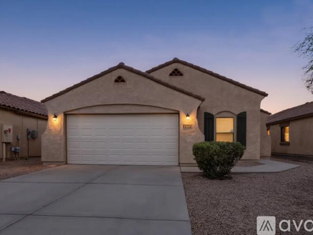3 BR, 2 BA Apartment 43892 W Cowpath Rd, Maricopa, AZ 85138