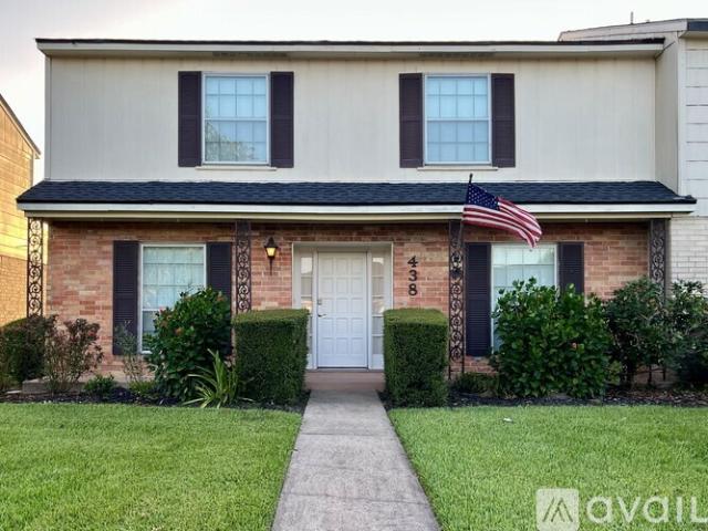 3 BR, 2 BA Apartment 438 Georgetown Street, Beaumont, TX 77707