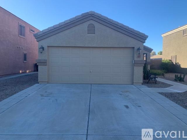 3 BR, 2 BA Apartment 43923 W Wild Horse Trail, Maricopa, AZ 85138