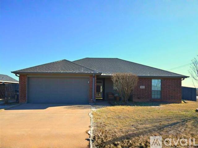 3 BR, 2 BA Apartment 5441 Ricci St, Wichita Falls, TX 76302