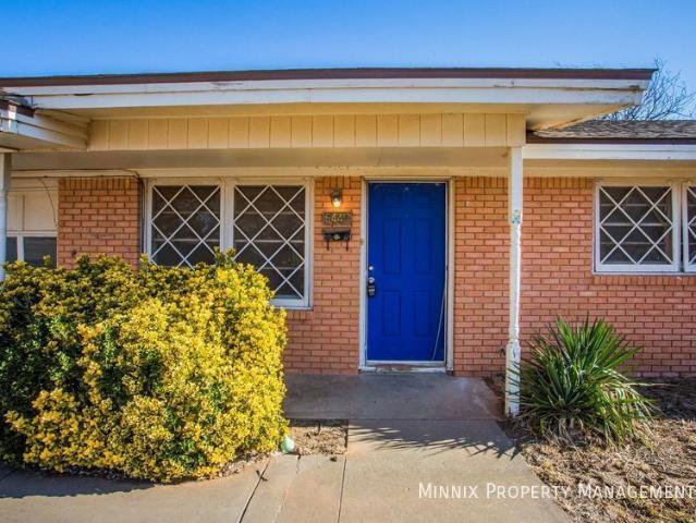 3 BR, 2 BA Apartment 5442 6th St Lubbock, TX 79416