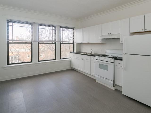3 BR, 2 BA Apartment 5452 5466 South Ellis Avenue Unit 5466 2, Chicago, IL 60615