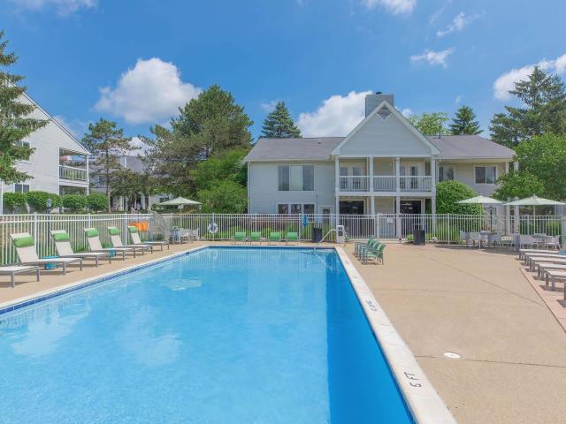3 BR, 2 BA Apartment 545 Landings Boulevard Unit 29 0268, Ann Arbor, MI 48103