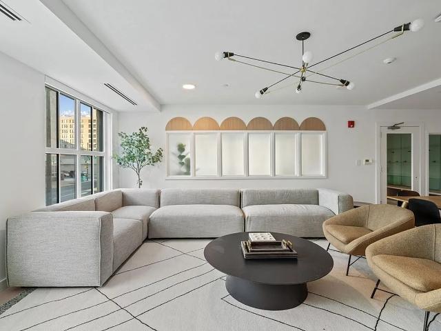 3 BR, 2 BA Apartment 545 North Broad Street Unit 814, Philadelphia, PA 19123