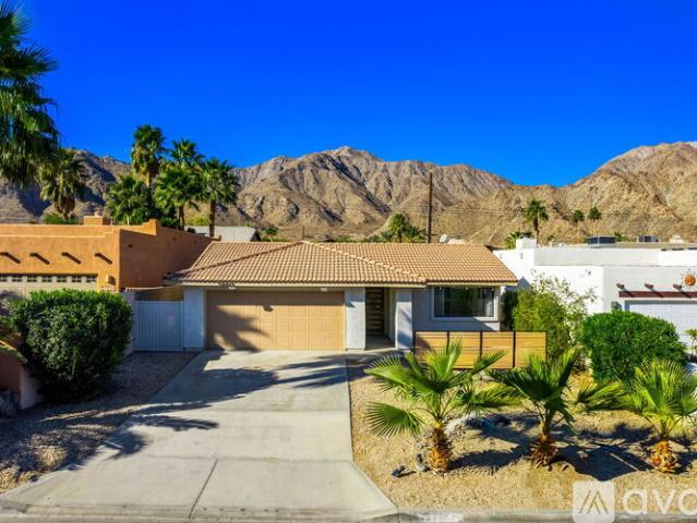 3 BR, 2 BA Apartment 54865 Avenida Diaz, La Quinta, CA 92253