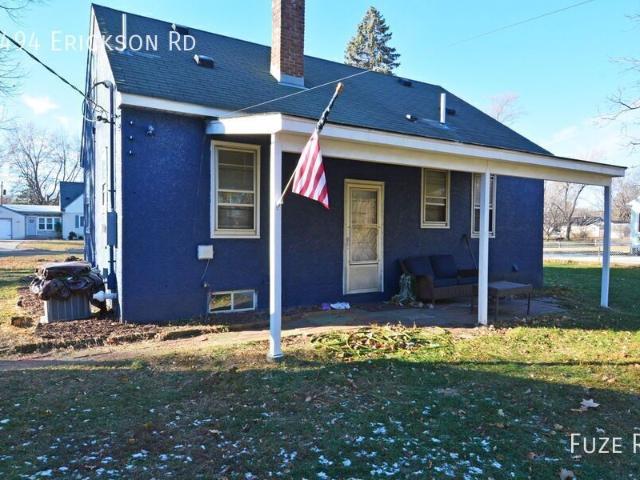 3 BR, 2 BA Apartment 5494 Erickson Rd, Mounds View, MN 55112
